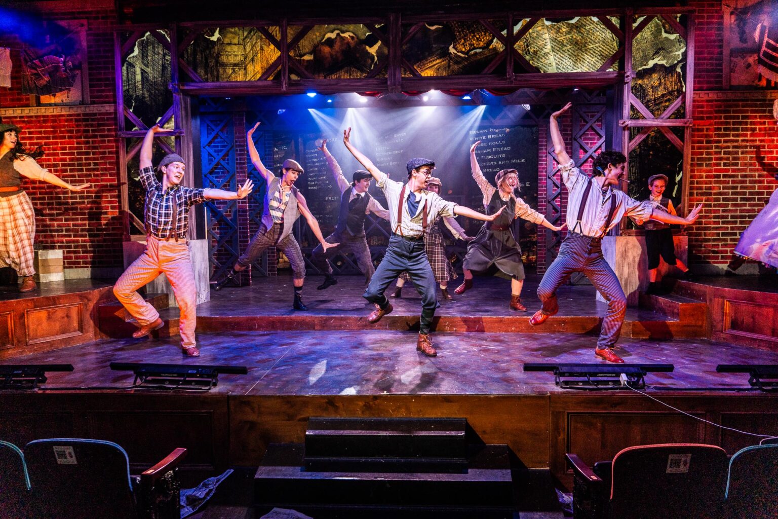 Pickleville Playhouse Carries the NEWSIES Banner - Utah Theatre Bloggers